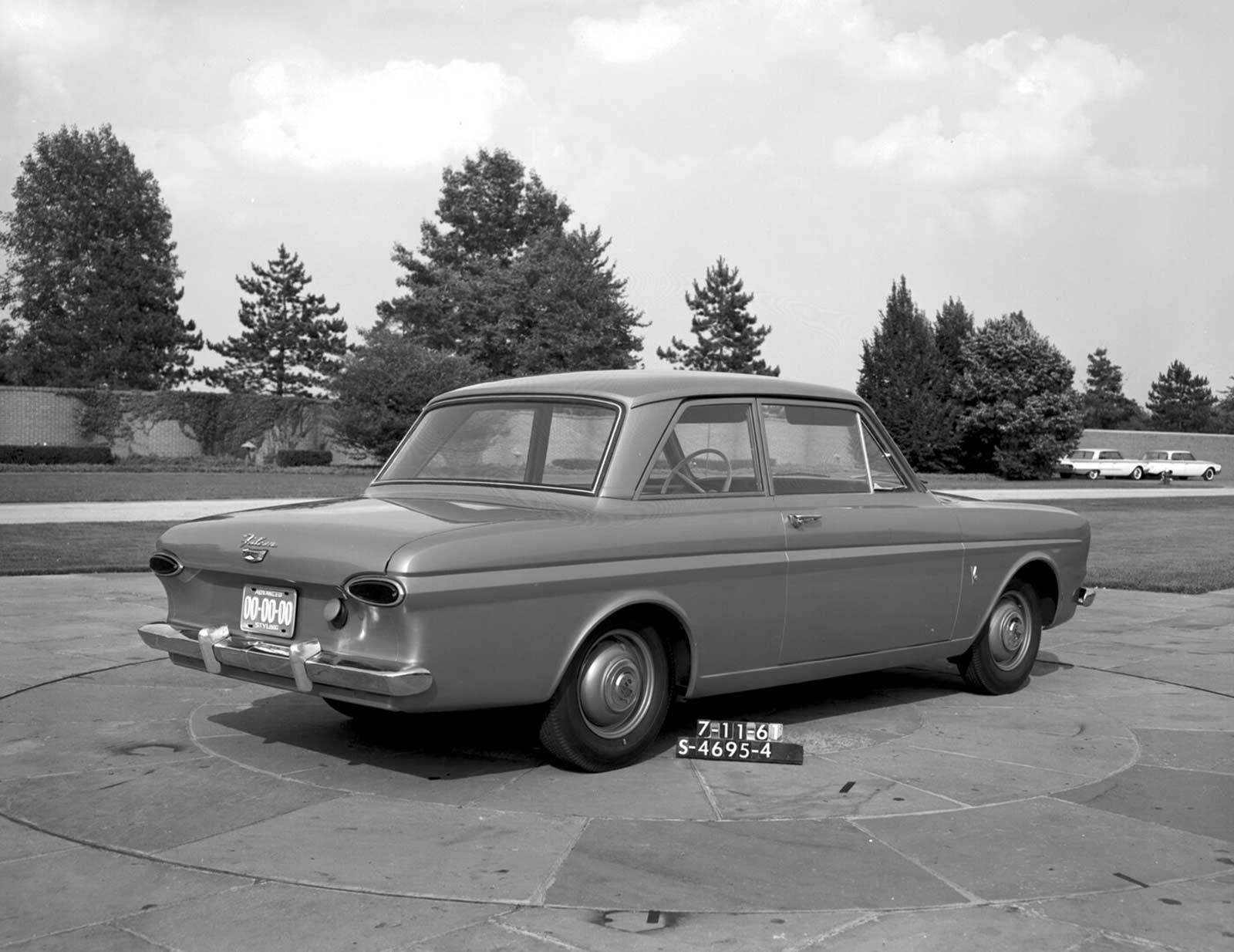 Ford Cardinal Concept - AllCarIndex